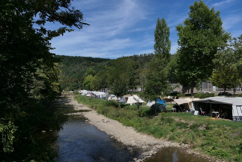 Camping pitch Comfort at the water